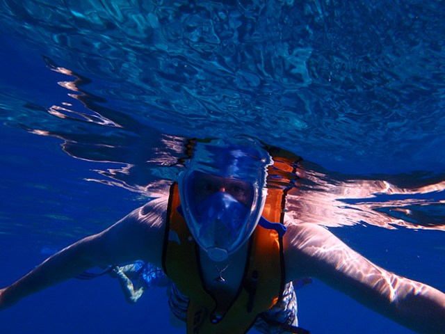 Tribord Easy Breathe Full-Face Snorkel Mask | Cruise Stories