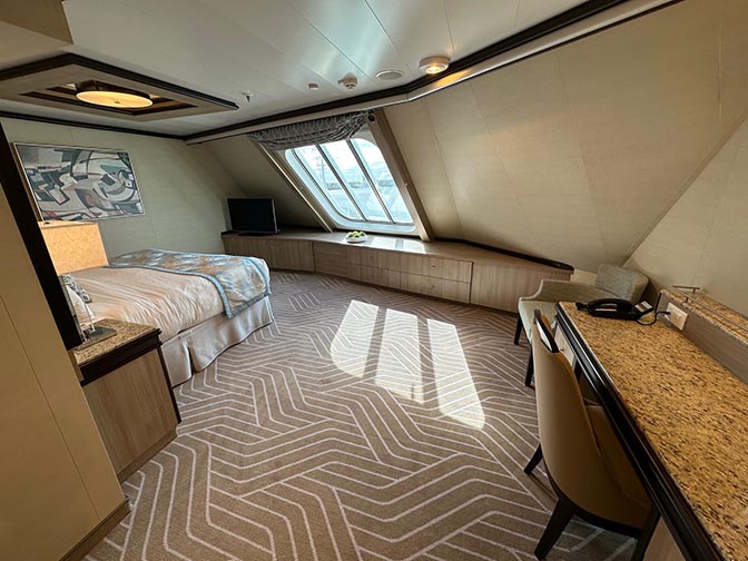 D121 premium suite | Cruise Stories